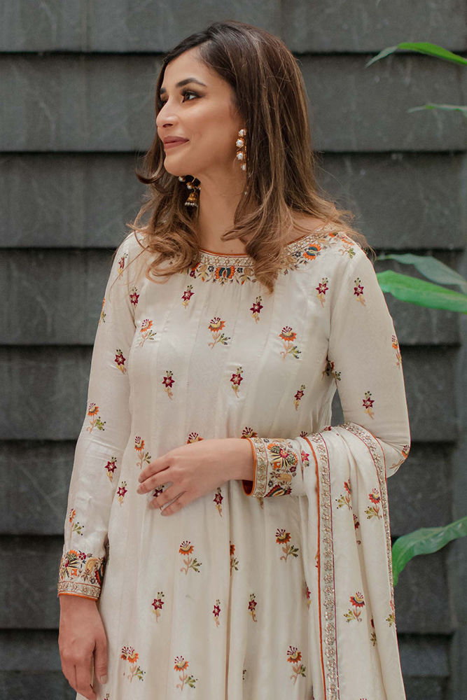 Ansab Jahangir Studio - Nour